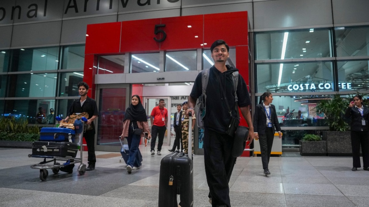 Evacuated From Iran, Students Thank Modi Govt But Slam J&K Bus ...