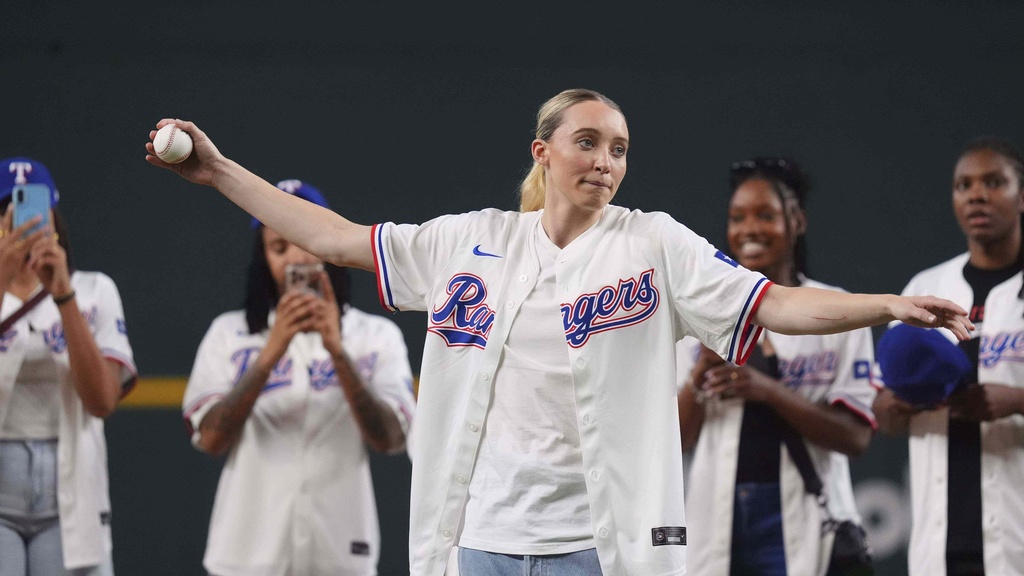 Maikel Garcia homers to help the Kansas City Royals beat the Texas ...