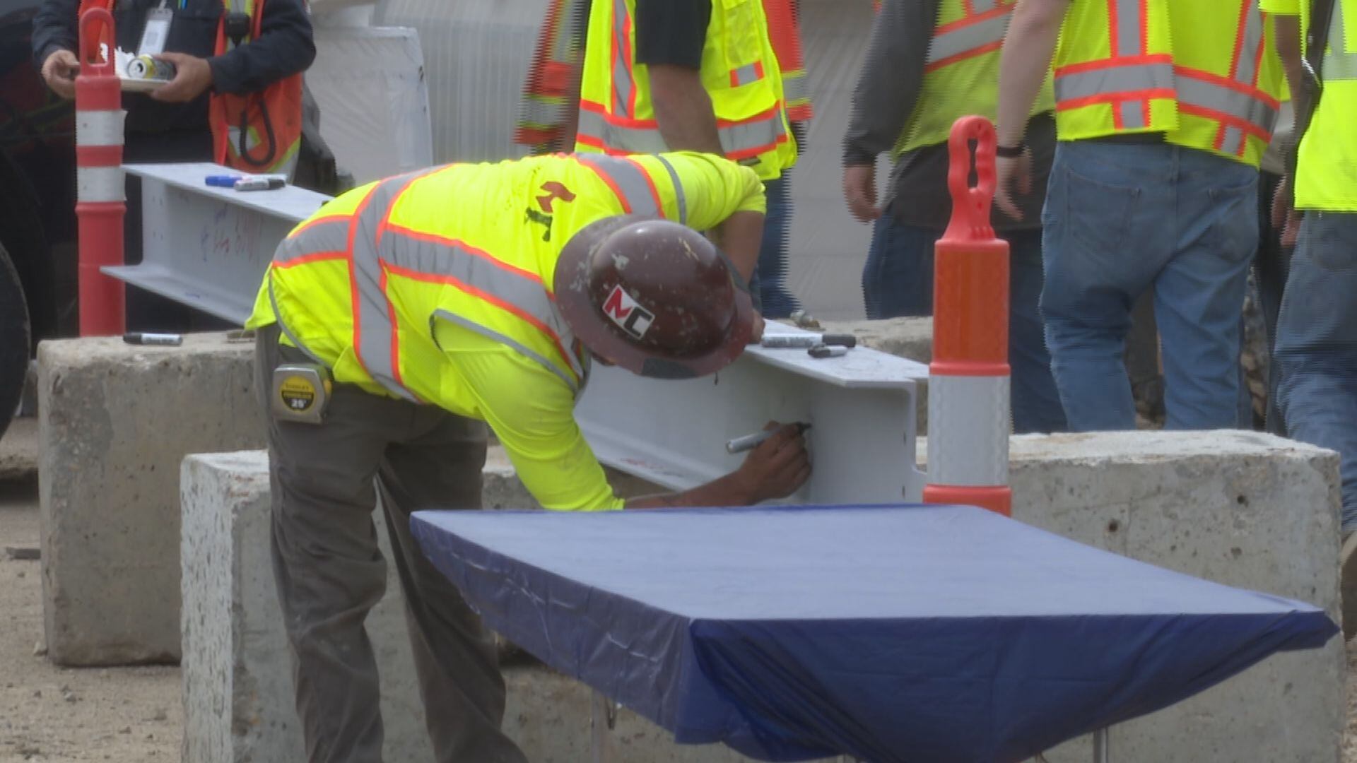As Nevada workers face extreme heat, new regulations guarantee more ...