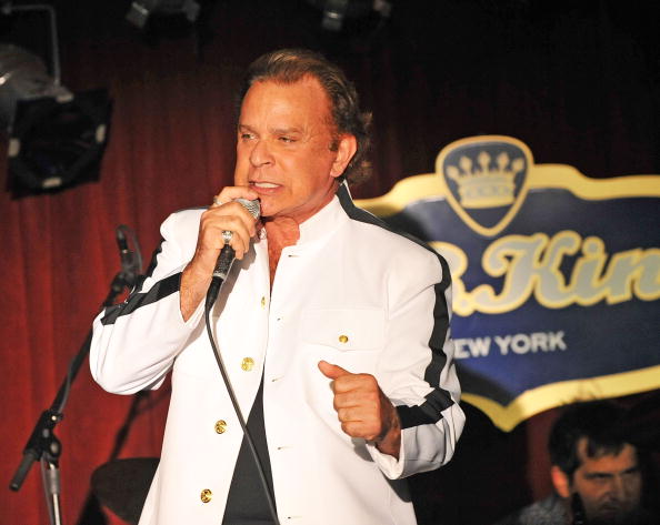 Chart-topping 60s singer dies aged 82