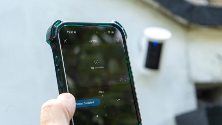 Adding smart home security cameras only makes your home 14% more secure ...