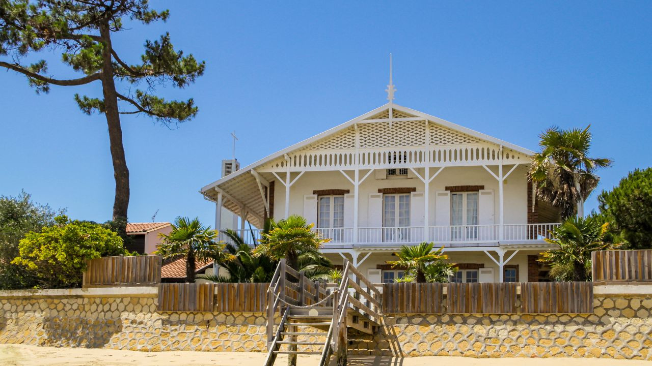 Patrick Cohen : à quoi ressemble sa maison sur le bassin d'Arcachon où ...