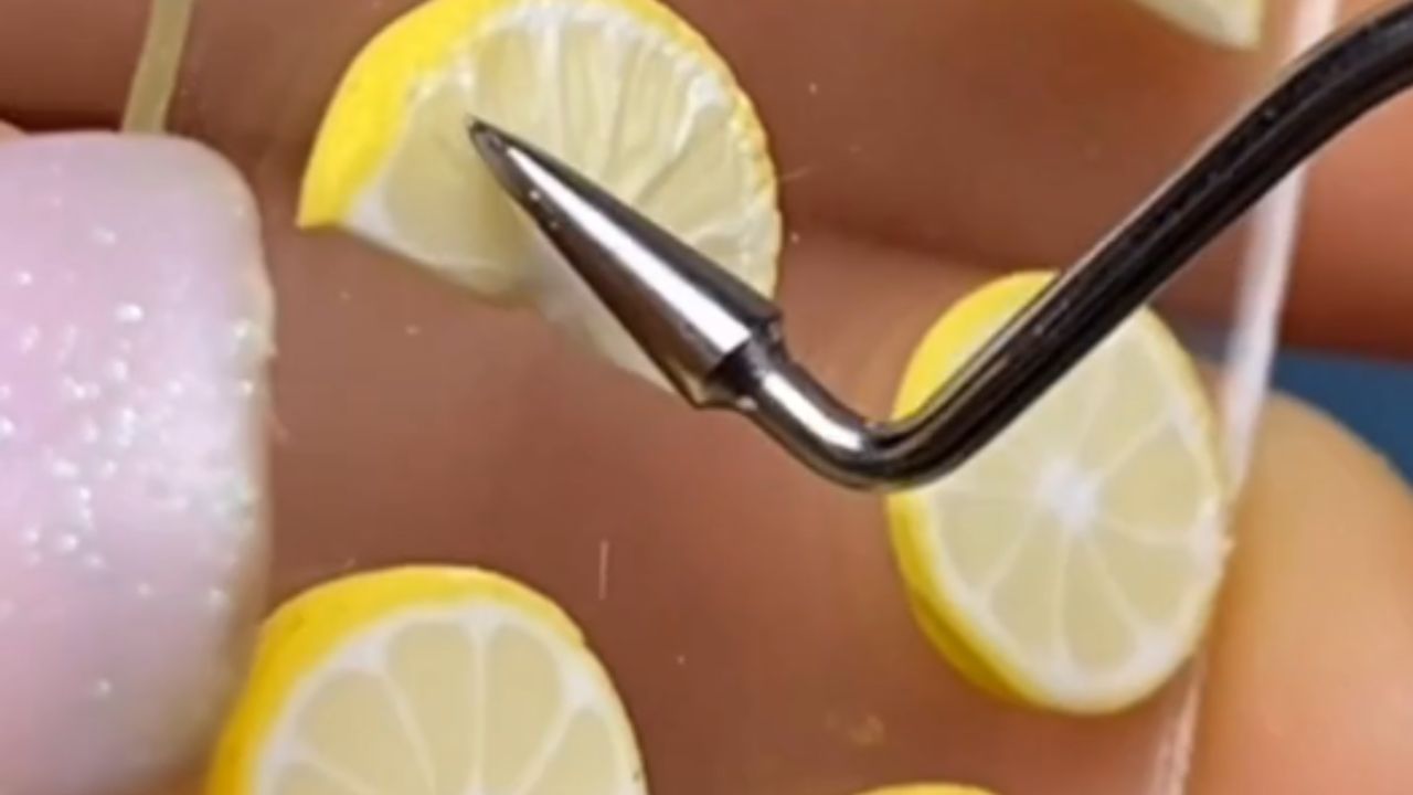 Artist handcrafts a perfect tiny lemon that’s too cute for the real world