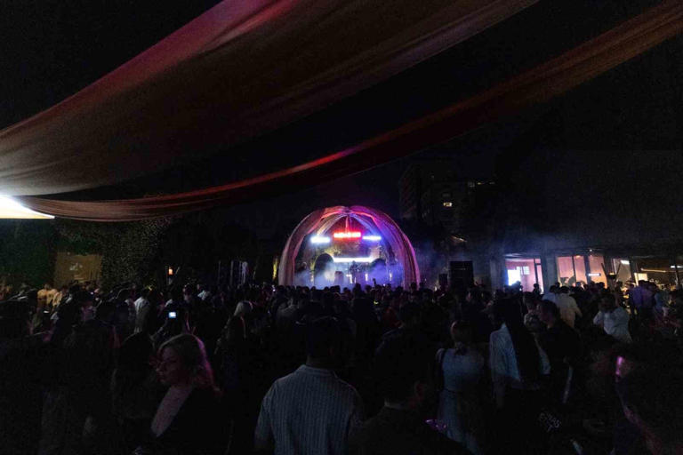 Glass Beams Espressolab Roastery’de sahne aldı