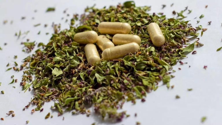 Herbal supplements can harm your liver and kidneys: The silent dangers ...