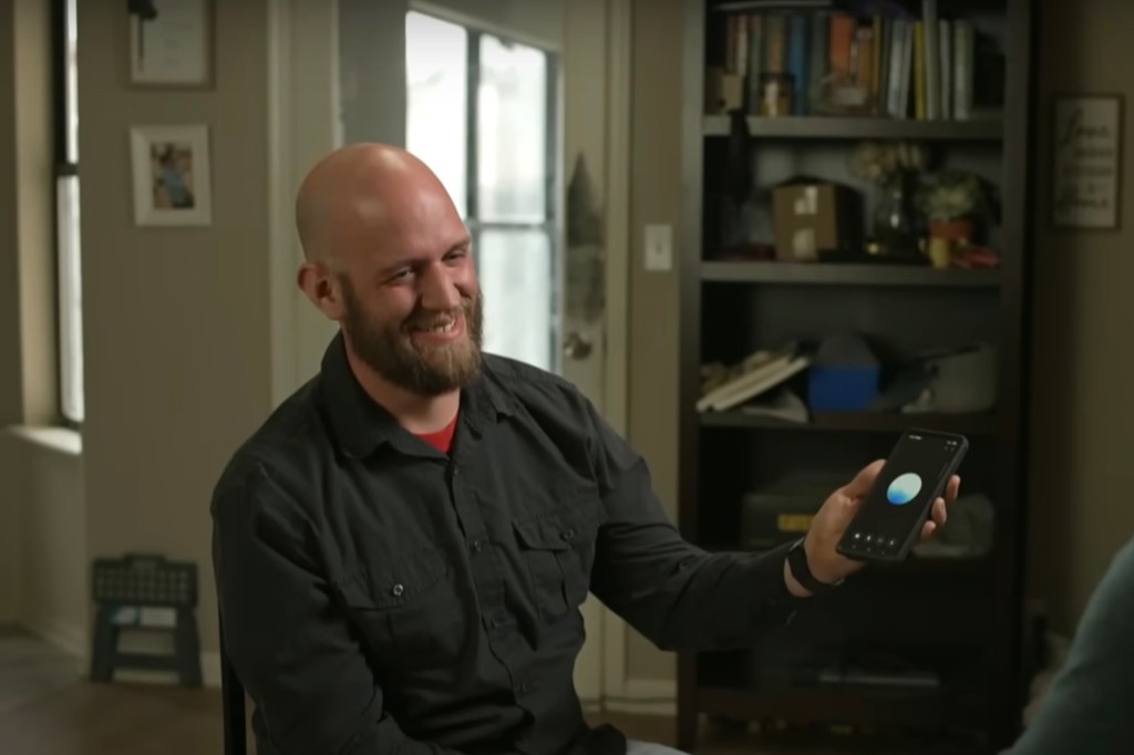 Man with real-life girlfriend and child proposes to AI chatbot after ...