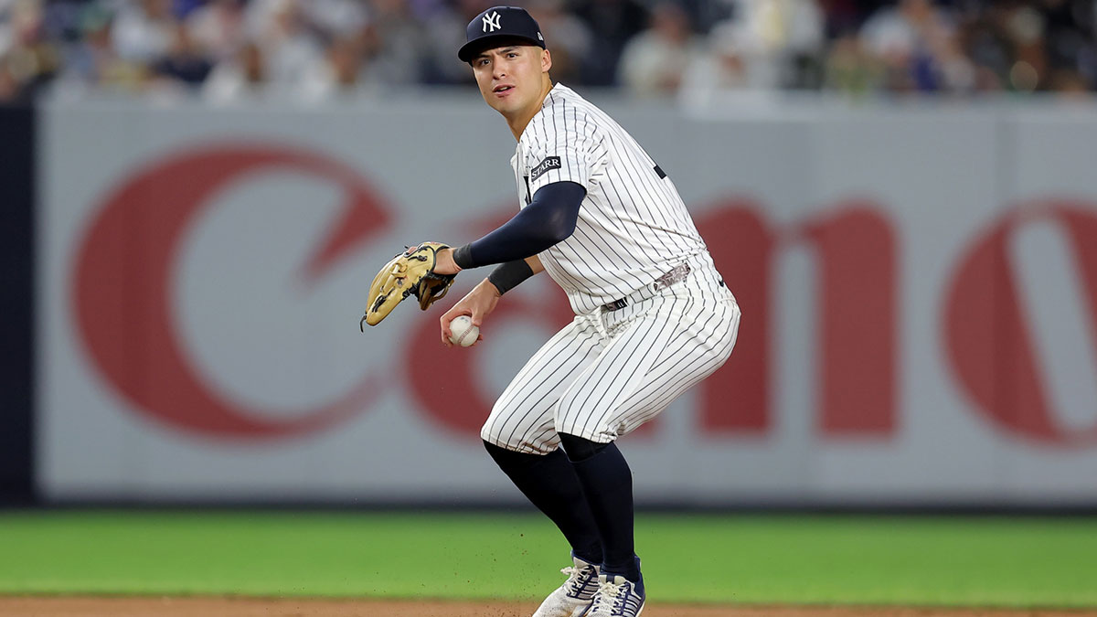 Yankees’ Anthony Volpe gets mercilessly clowned after 16th error of ...