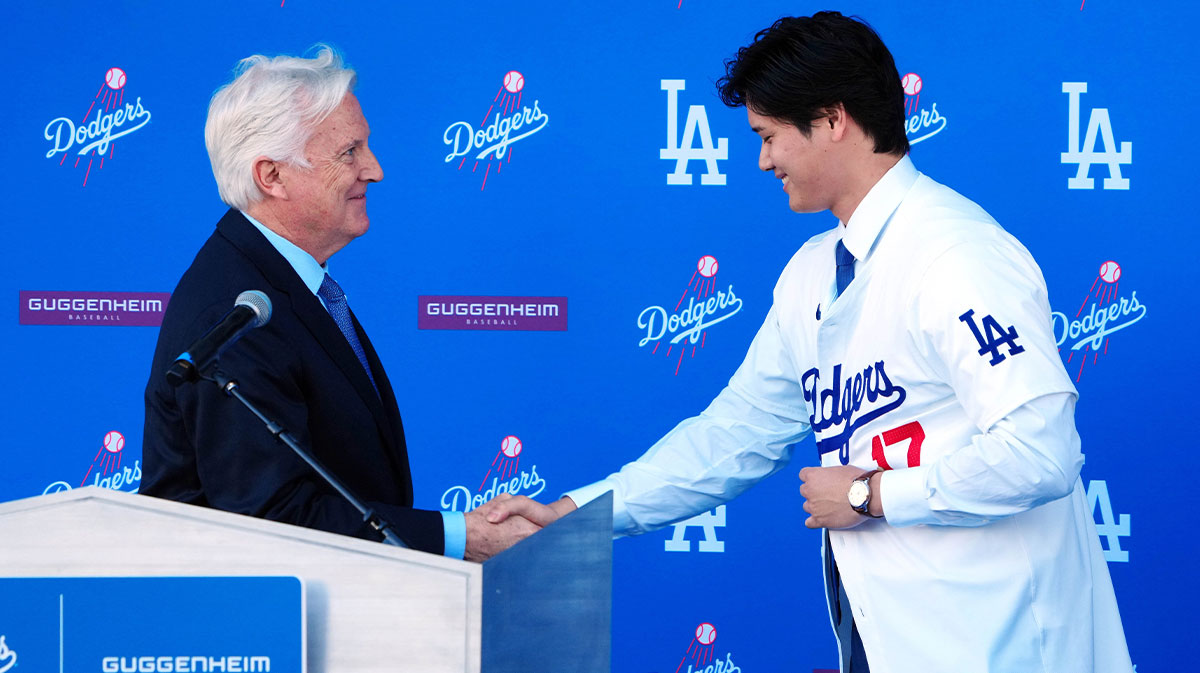 10 things you need to know about Lakers’ new majority owner Mark Walter