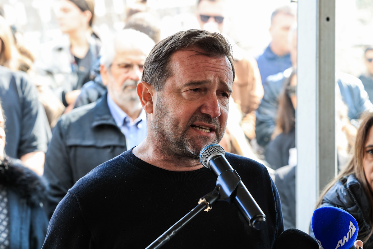 Νίκος Πλακιάς: «Τι συνέβη ρε παιδιά; άνθρακας ο θησαυρός; Δυο χρόνια ...