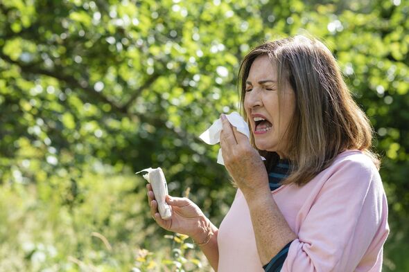 UK households urged to rethink drying clothes outside this weekend