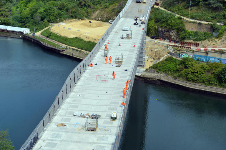 Latest footage of Keel Crossing as Sunderland's new landmark bridge ...