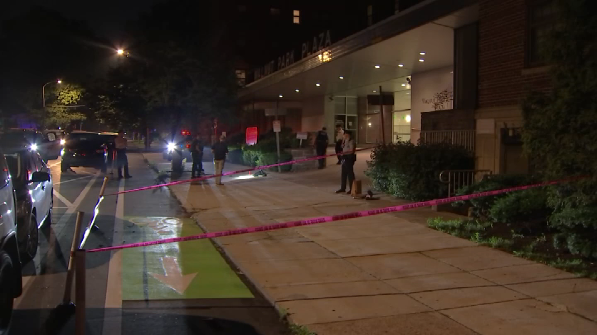Security guard injured after being shot outside Philadelphia apartment ...