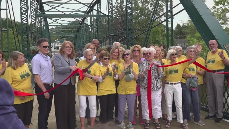 Town of Simsbury unveils 'beautiful' Drake Hill Flower Bridge after ...