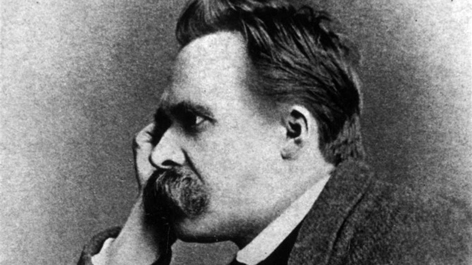 Friedrich Nietzsche, filósofo: "La voluntad de poder es la fuerza ...