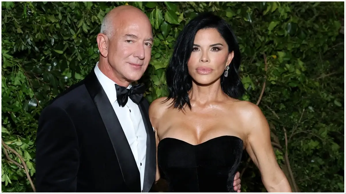'She Cheated on Her Husband with Bezos': Lauren Sánchez and Jeff Bezos ...