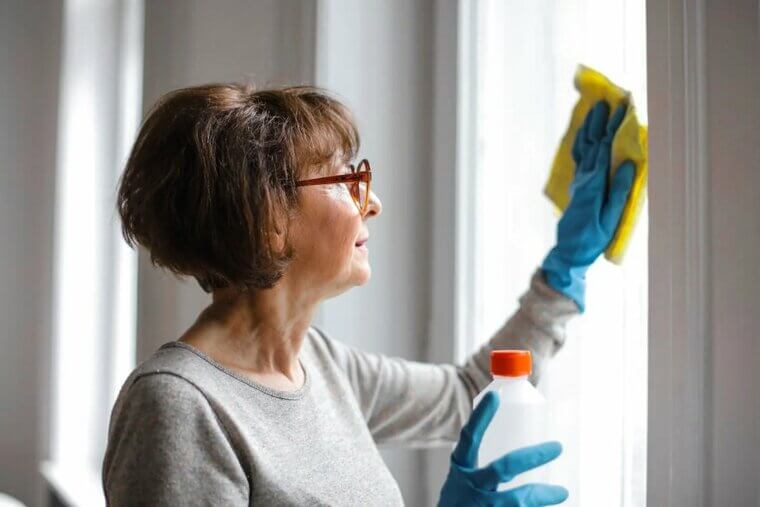 Old Cleaning Products We All Used That Probably Weren’t so Safe