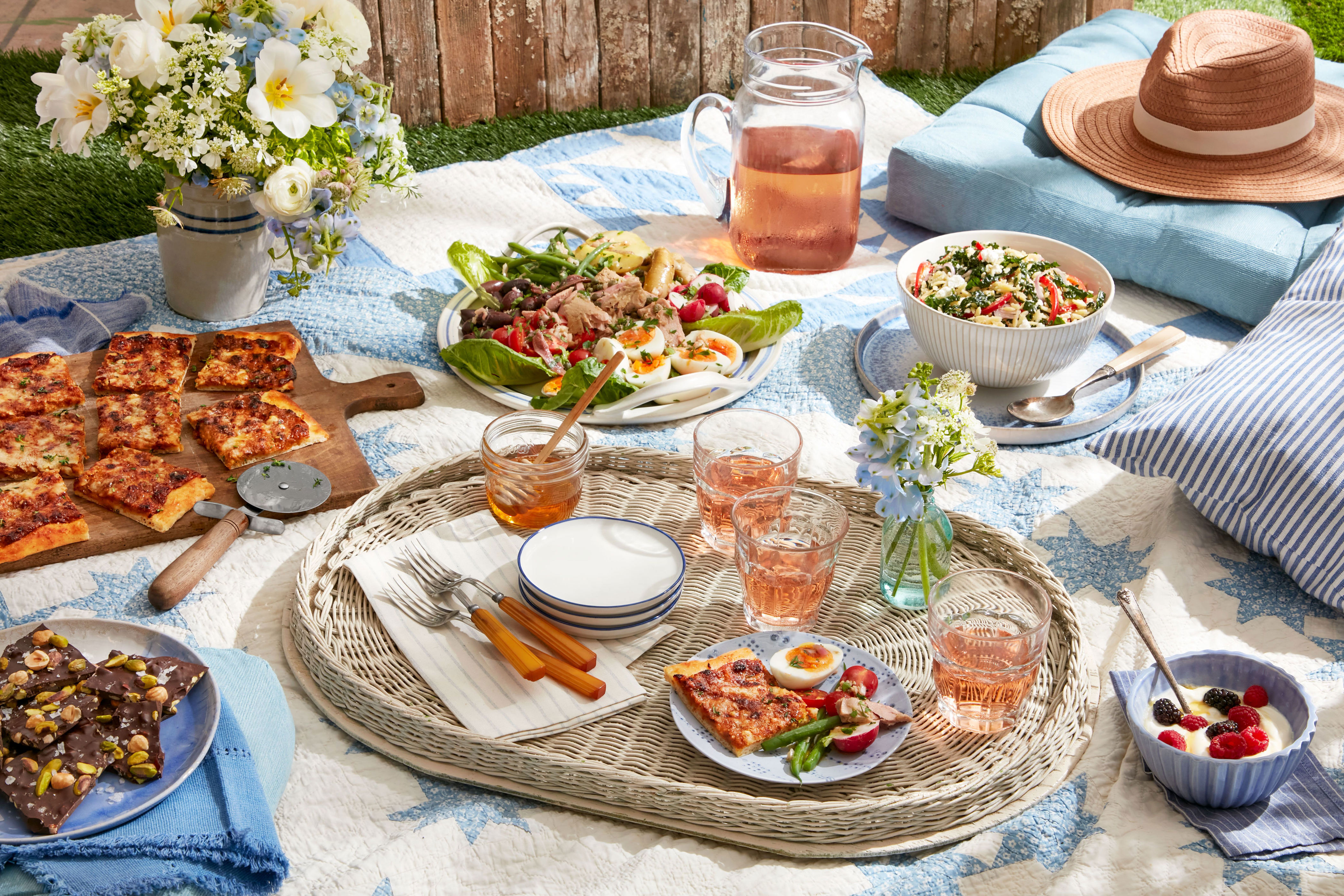 72 best picnic recipes that are easy to make and take with you