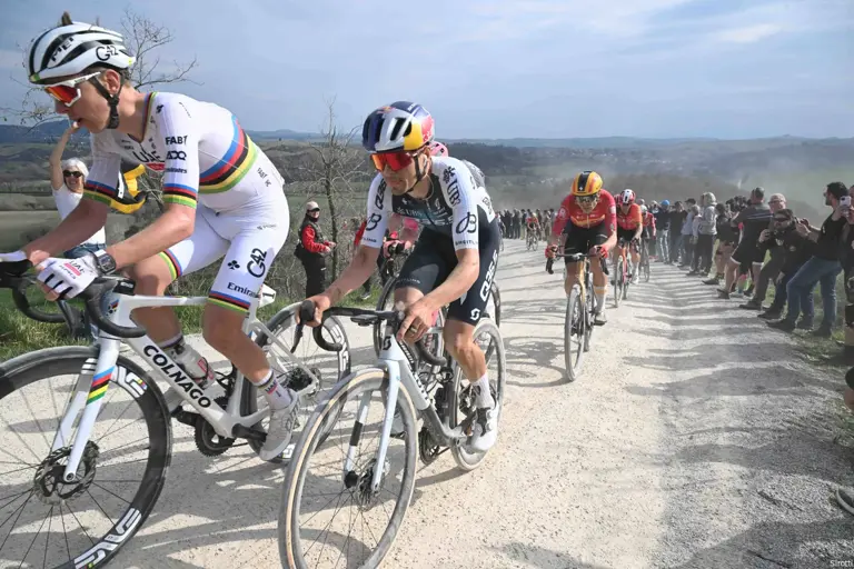 Why Pogacar’s Strade Bianche crash and Pidcock-chase still feels like a ...