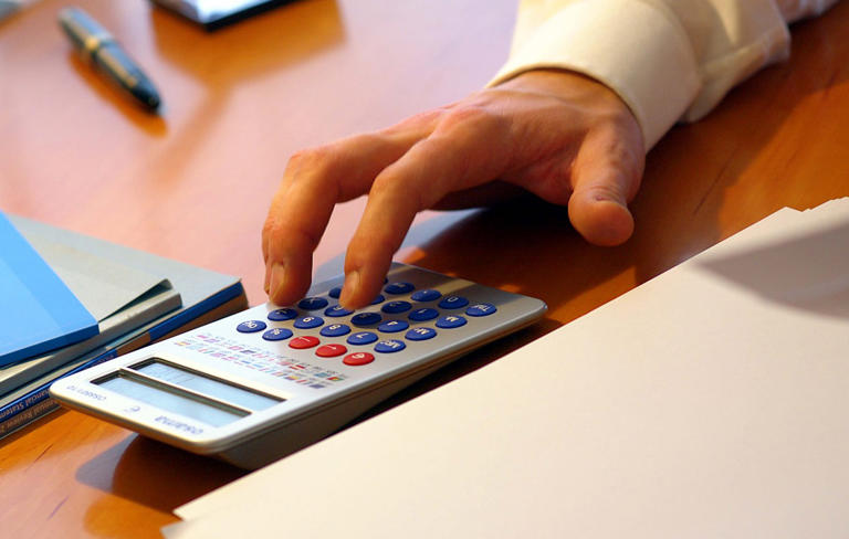 ISEE e Assegno unico, ecco cosa fare per non perdere gli arretrati dopo il 30 giugno