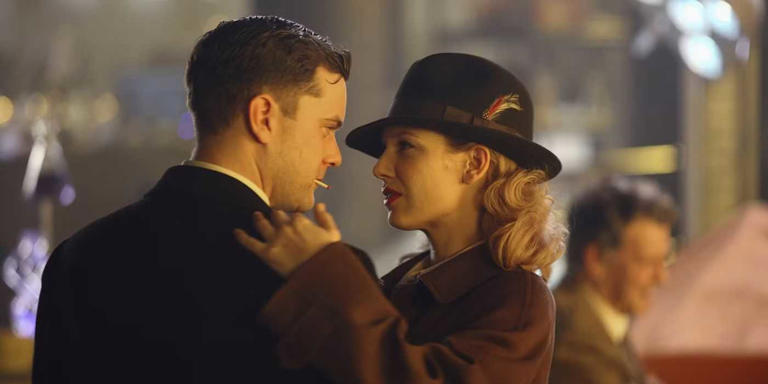 JJ Abrams Quietly Gave Fans the Best Love Triangle on TV Years After ...