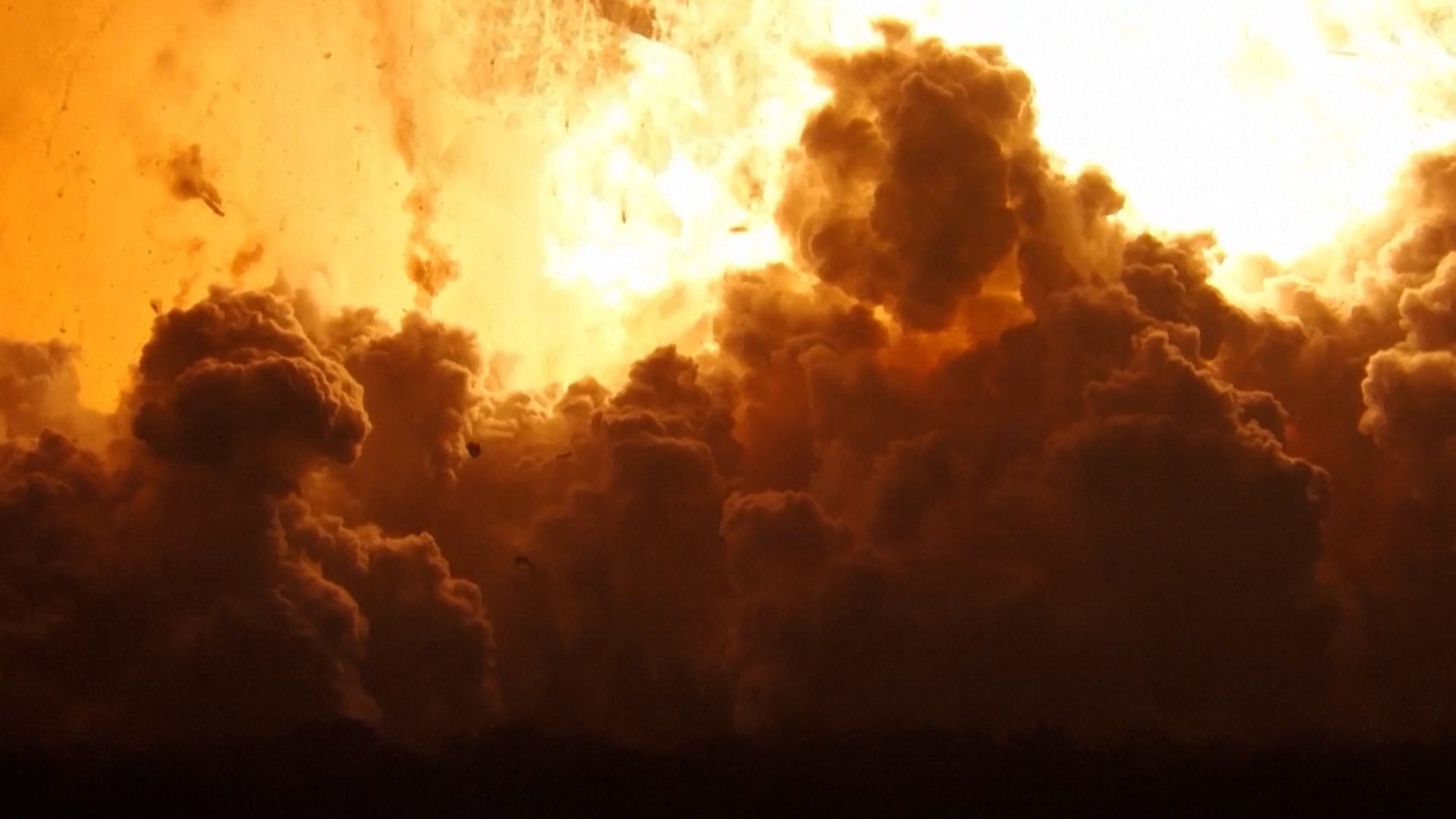 See the moment SpaceX's Starship 36 explodes
