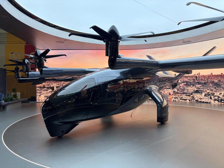 Flying taxi pilots could use AI for fast answers during emergencies ...