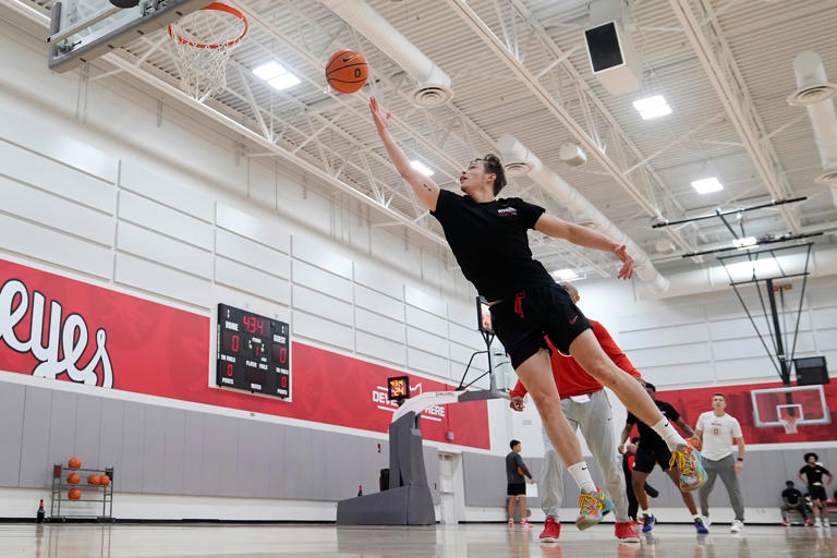 Here are 4 preseason position battles to watch for Ohio State men's ...