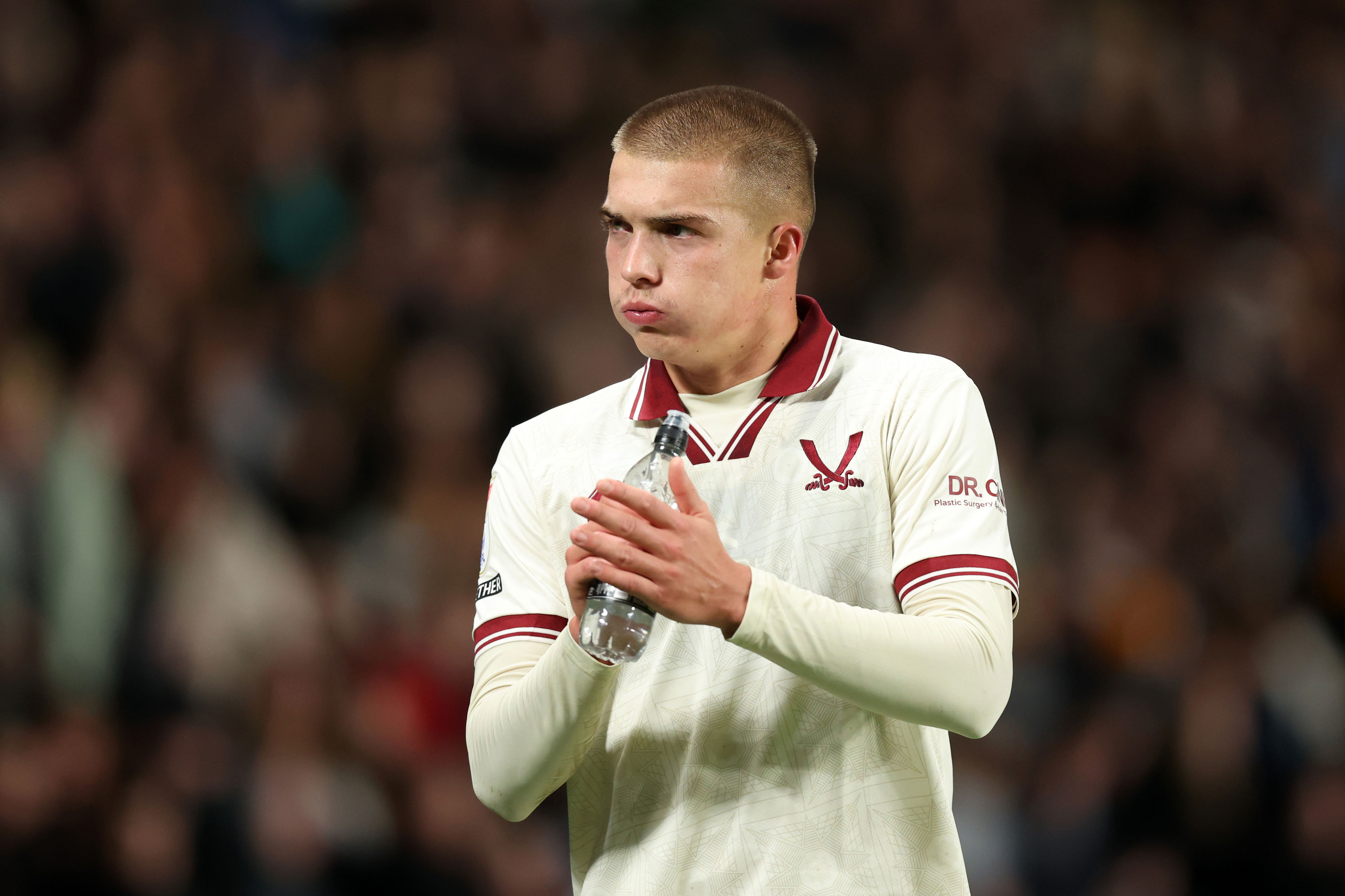 Leeds United join hunt, Bradford City close in and Sheffield United eye ...