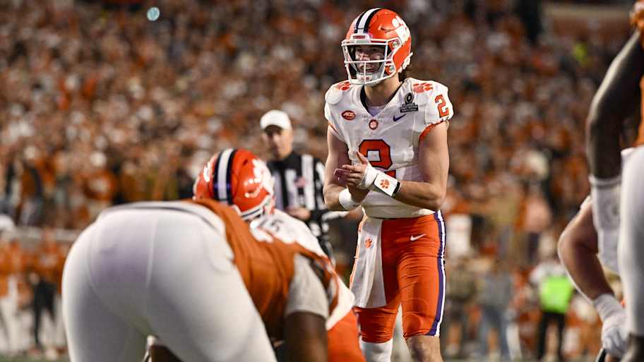 EA Sports College Football 26 Quarterback Rating Predictions - Best QBs ...