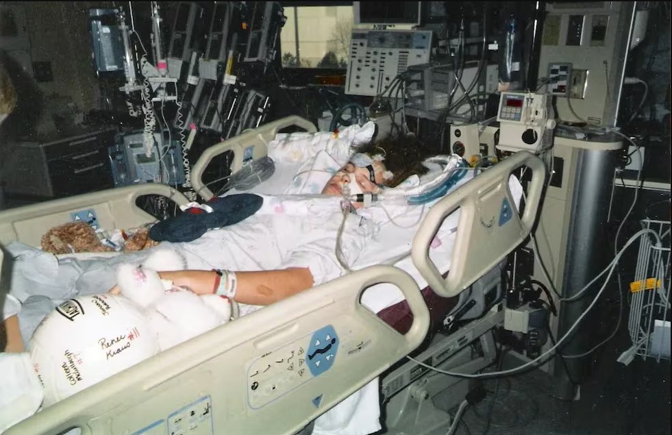 The first person to survive rabies without vaccination