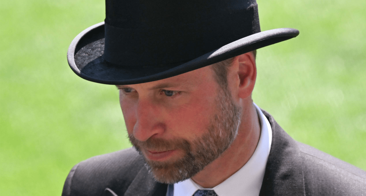 Kensington Palace Posts Striking Solo Photo of Prince William-and a ...