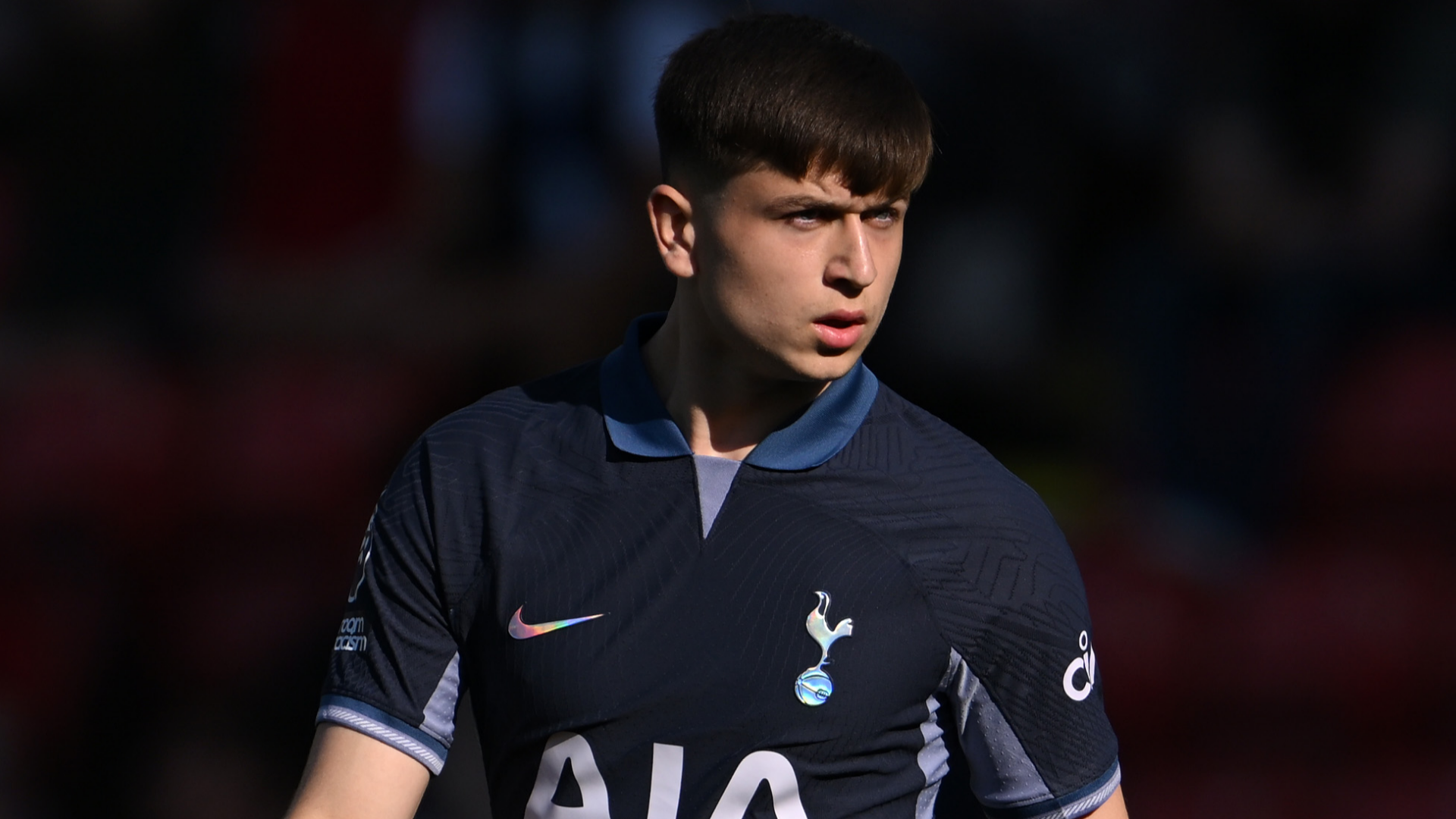 Juventus eye Spurs wonderkid Moore
