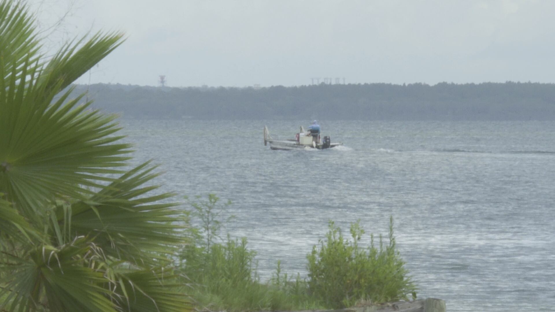 Volunteer search continues for missing 10-year-old in Destin