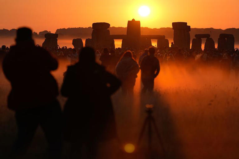 Exact time to witness summer solstice in UK as start of summer marked ...