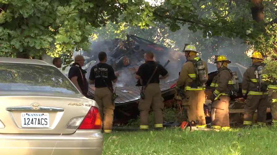 Explosion kills two in Emporia