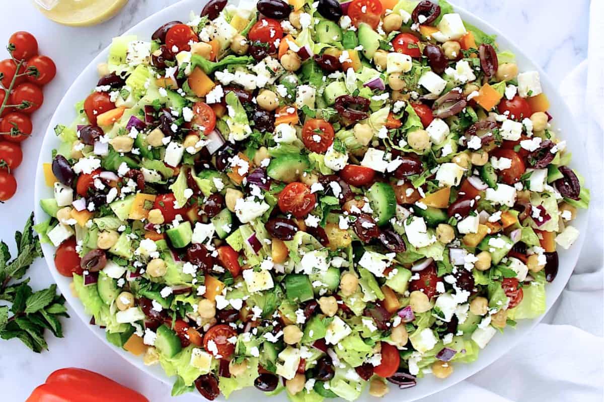 These 29 chickpea dishes somehow work for lunch, dinner, and random snacks