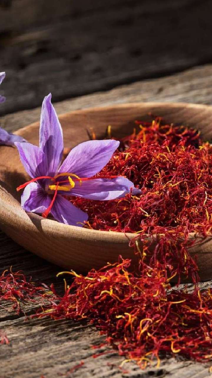 What Happens If You Eat Saffron At Night?