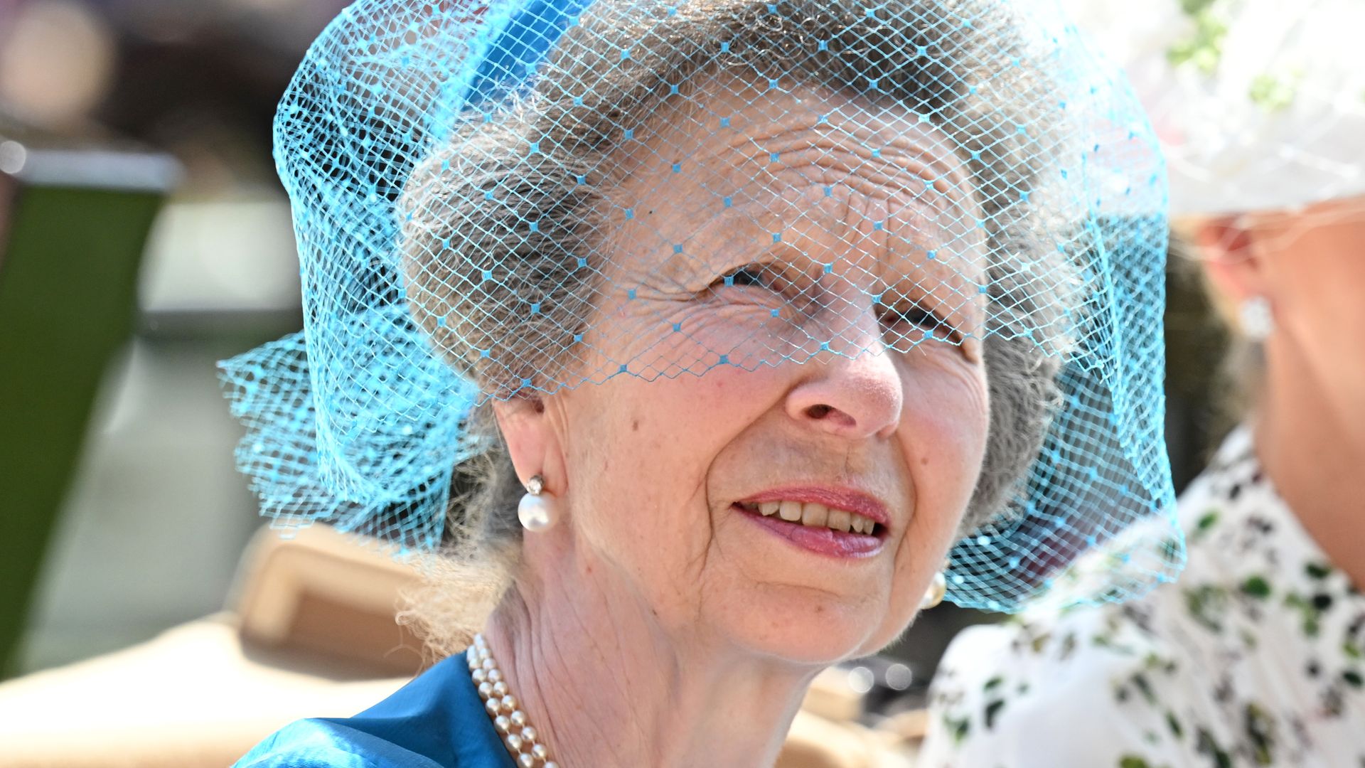Princess Anne's above-the-knee sundress is a masterclass in Ascot 2025 ...