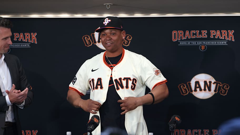 Devers' about-face on first base shows SF Giants are no longer a ...