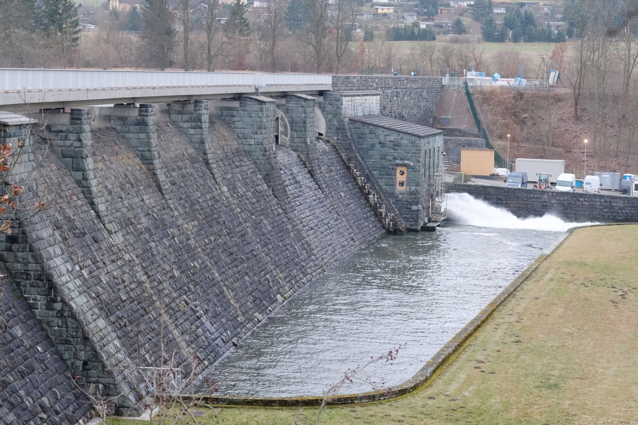 Wassertrübung in Talsperre Pirk - Amt rät vom Baden ab