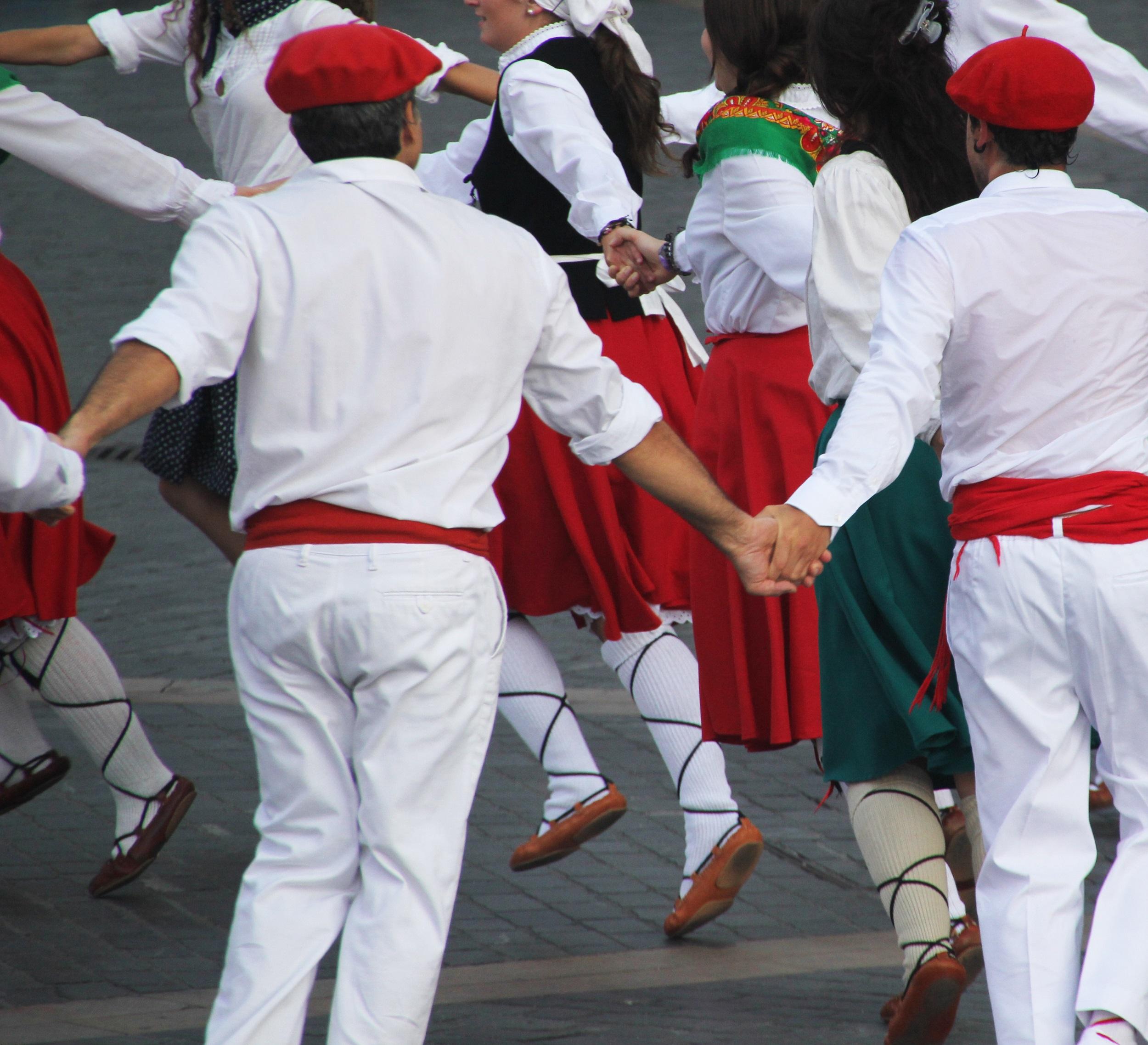 Les sujets du bac 2025 de spécialité : corse, basque, occitan, breton et créole