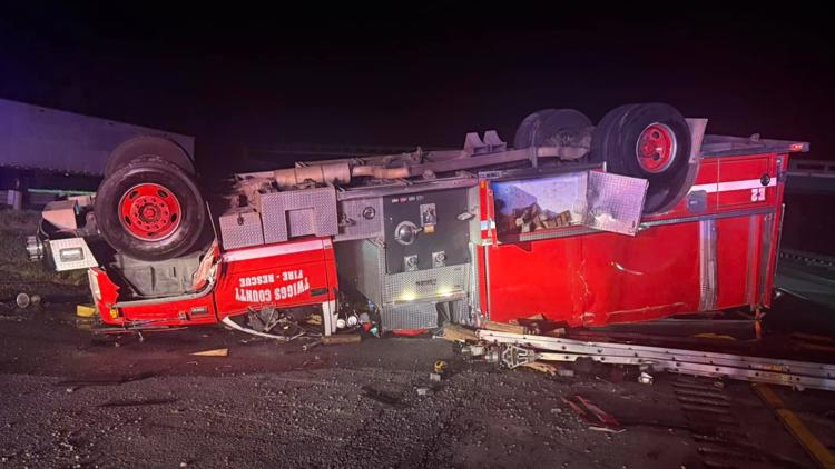 Twiggs County fire engine hit by truck, flips while responding to a ...
