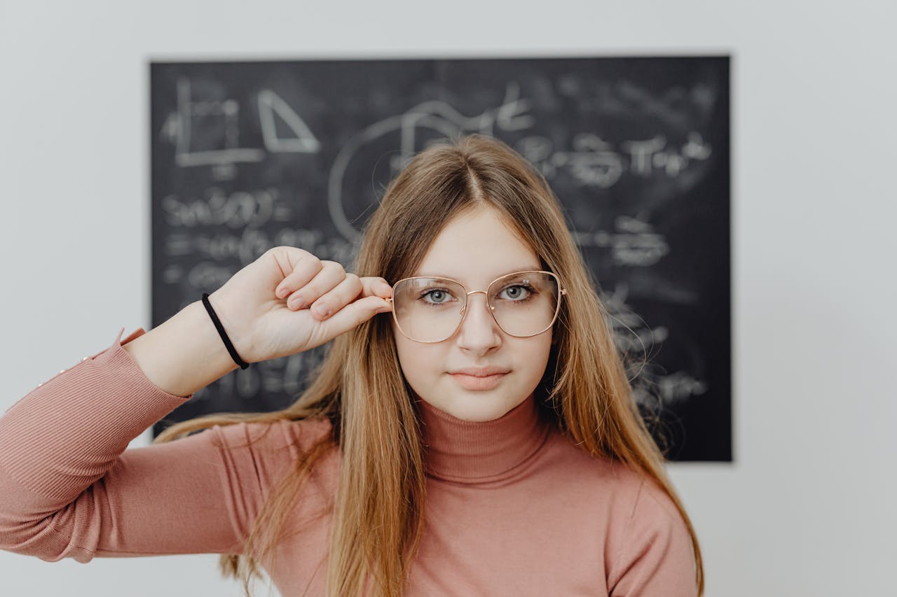 Why People with High IQs Struggle to Keep Friends
