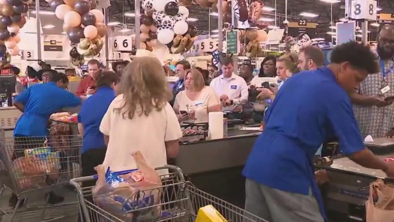 12 top metro Atlanta Kroger employees compete for bagging title