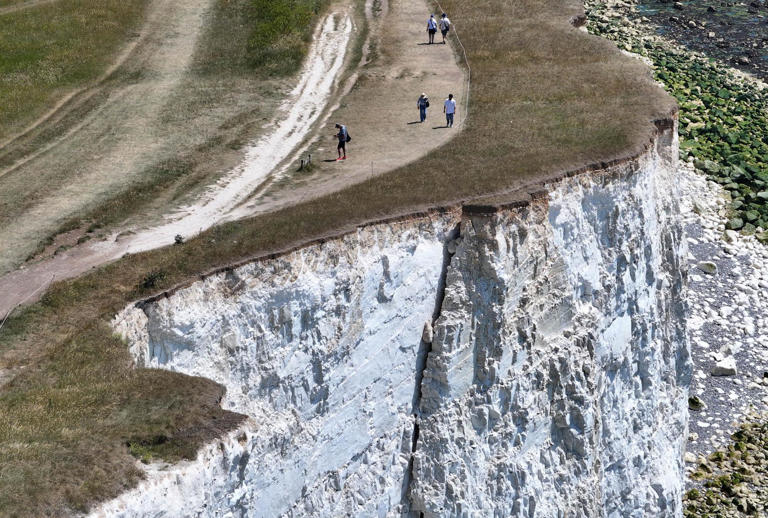 In Pictures: Crack in cliff face at Beachy Head near Belle Tout Lighthouse