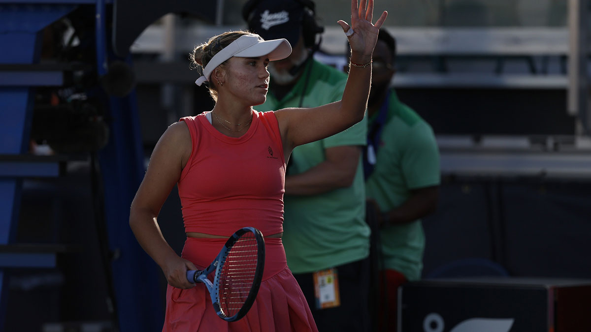 Two-time Wimbledon champ announces retirement