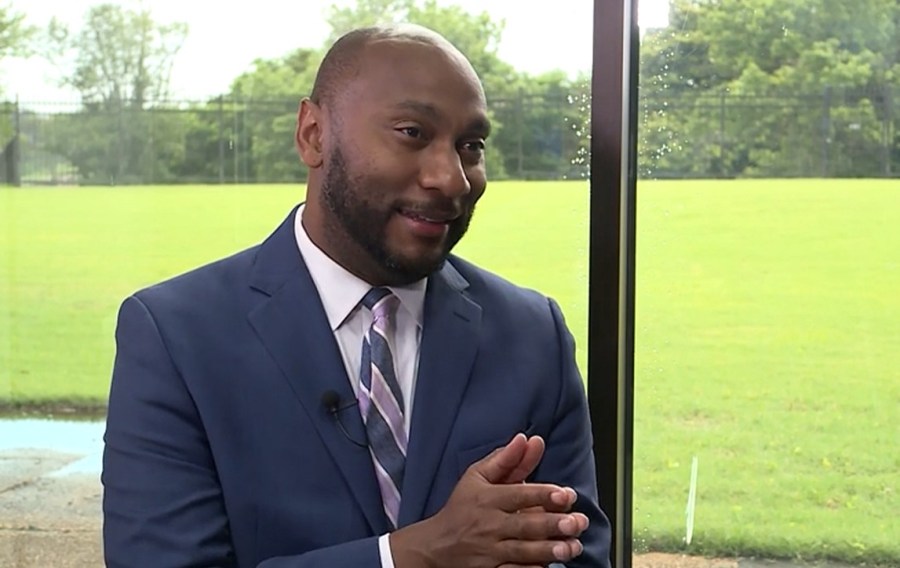 Harris talks tax rate, missing car registrations, Memphis crime lab