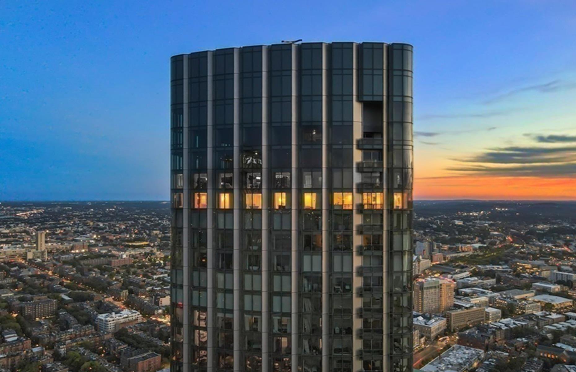 Inside 7 super-luxury American penthouse homes