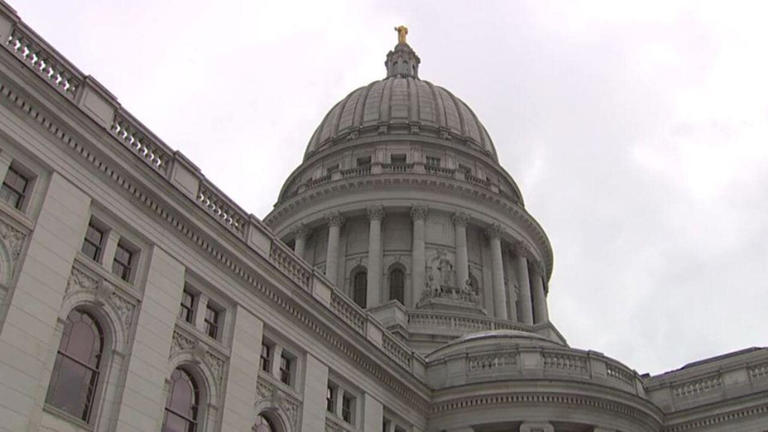Wisconsin farm venue alcohol law takes effect in 2026