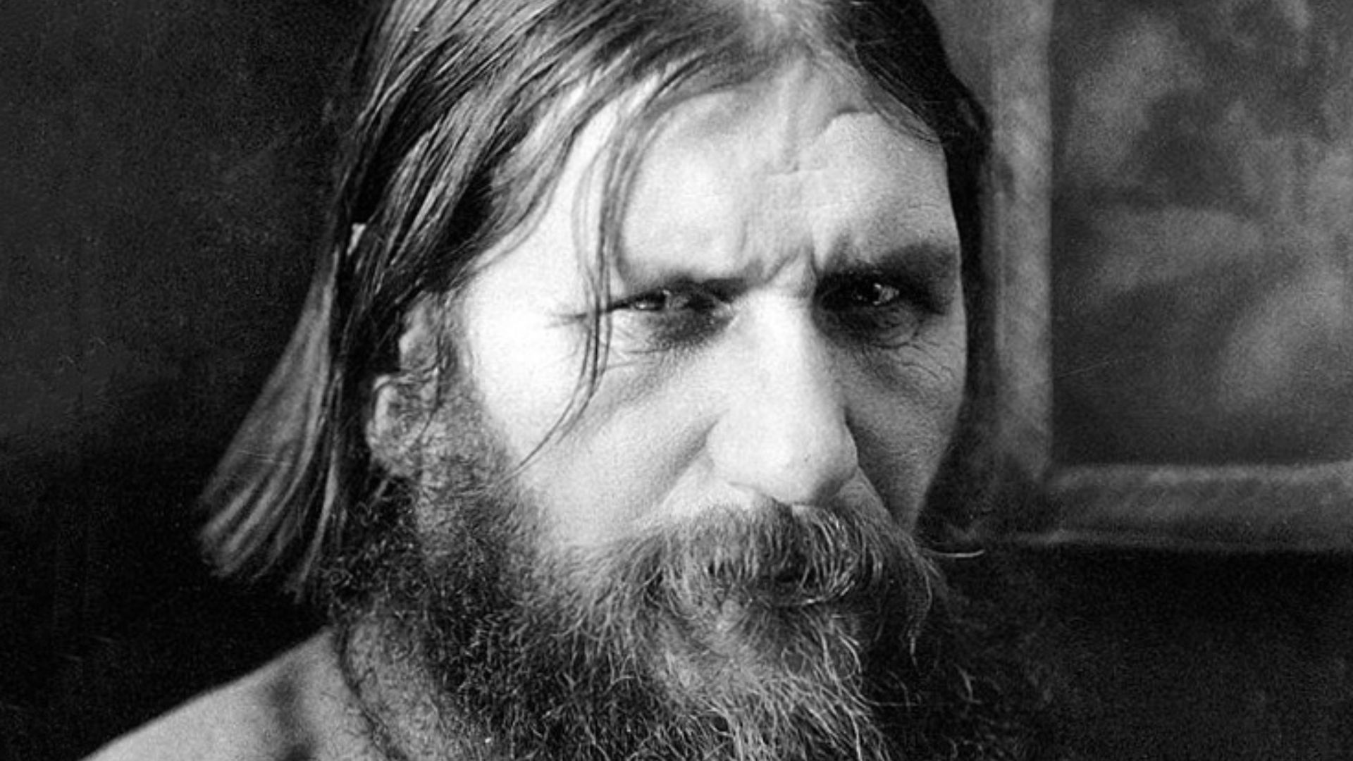 20 Historical Figures Who Died In Bizarre Circumstances